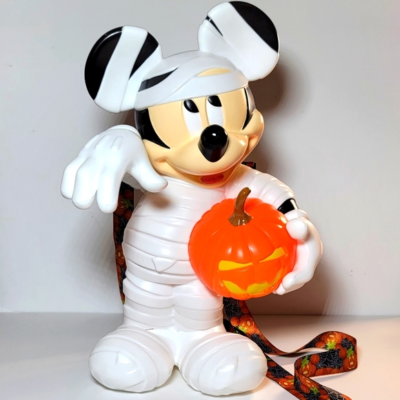 Disney | Dining | Disneyland Parks Mickey Mouse Halloween Popcorn ...